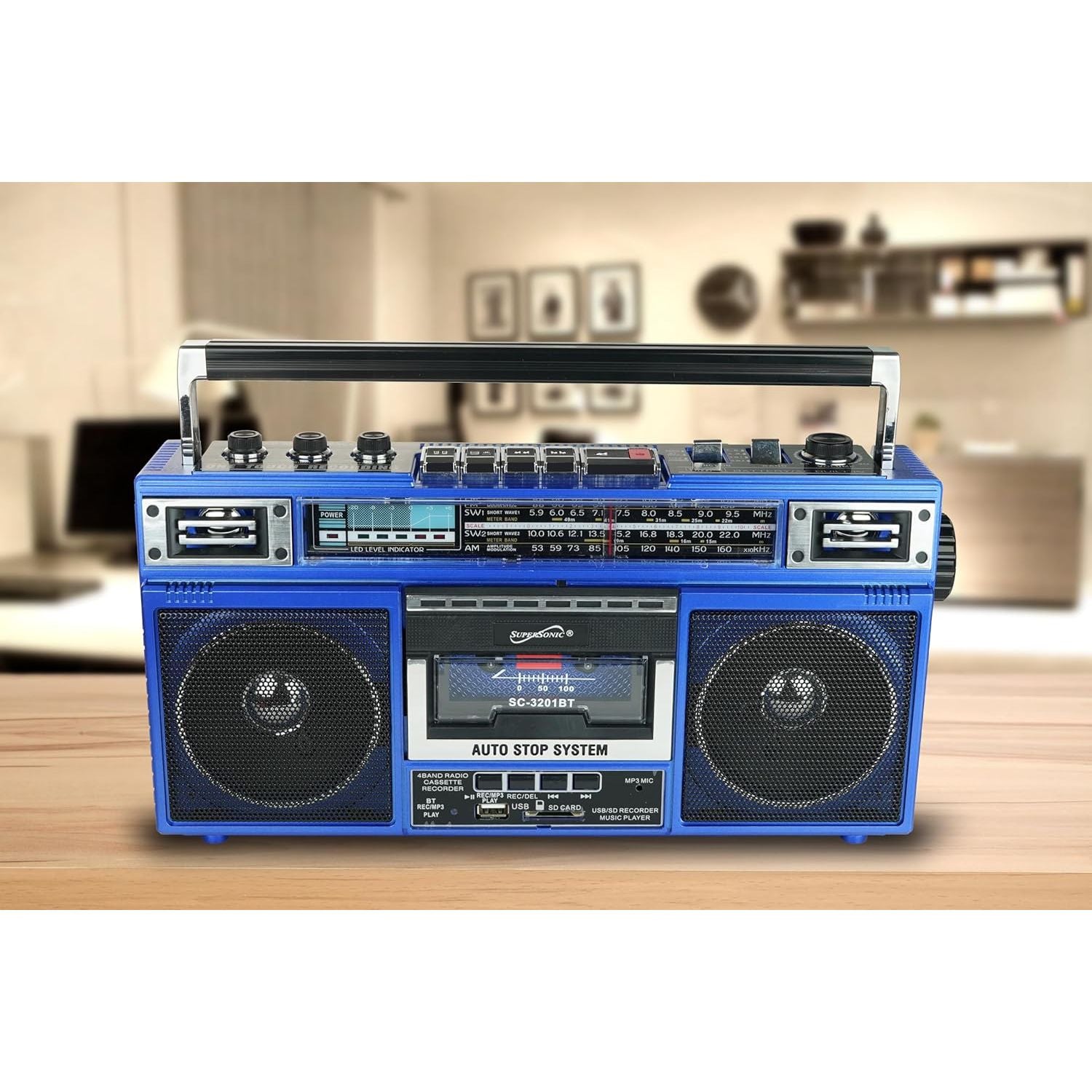 4-band AM/FM Radio With Cassette Supersonic Retro 4-Band AM/FM Radio ...